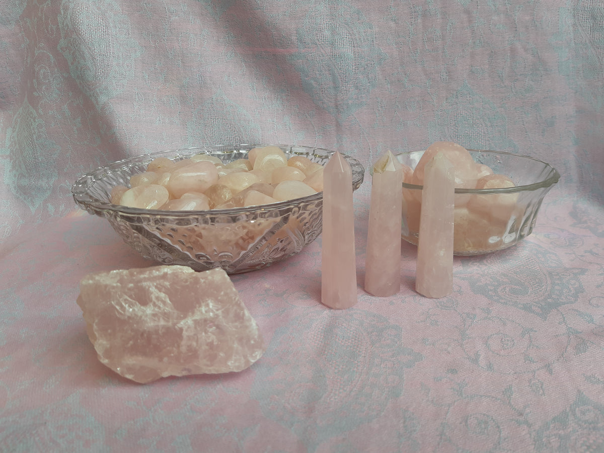 Rose Quartz Pieces – The Garden of Light